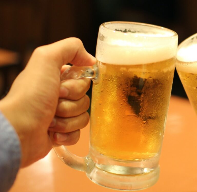 How To Make Radler Beer (German Lemon Beer) - WanderInGermany