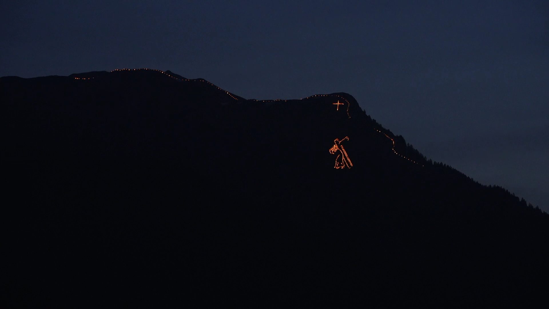 Where To Experience the AMAZING Summer Solstice Fires in Tirol and ...