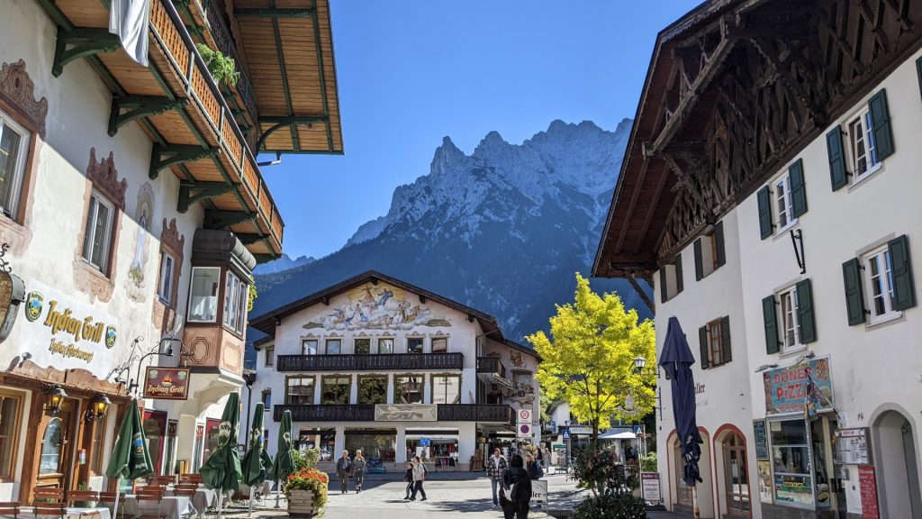 Things to do in Mittenwald (vs Garmisch-Partenkirchen) - WanderInGermany