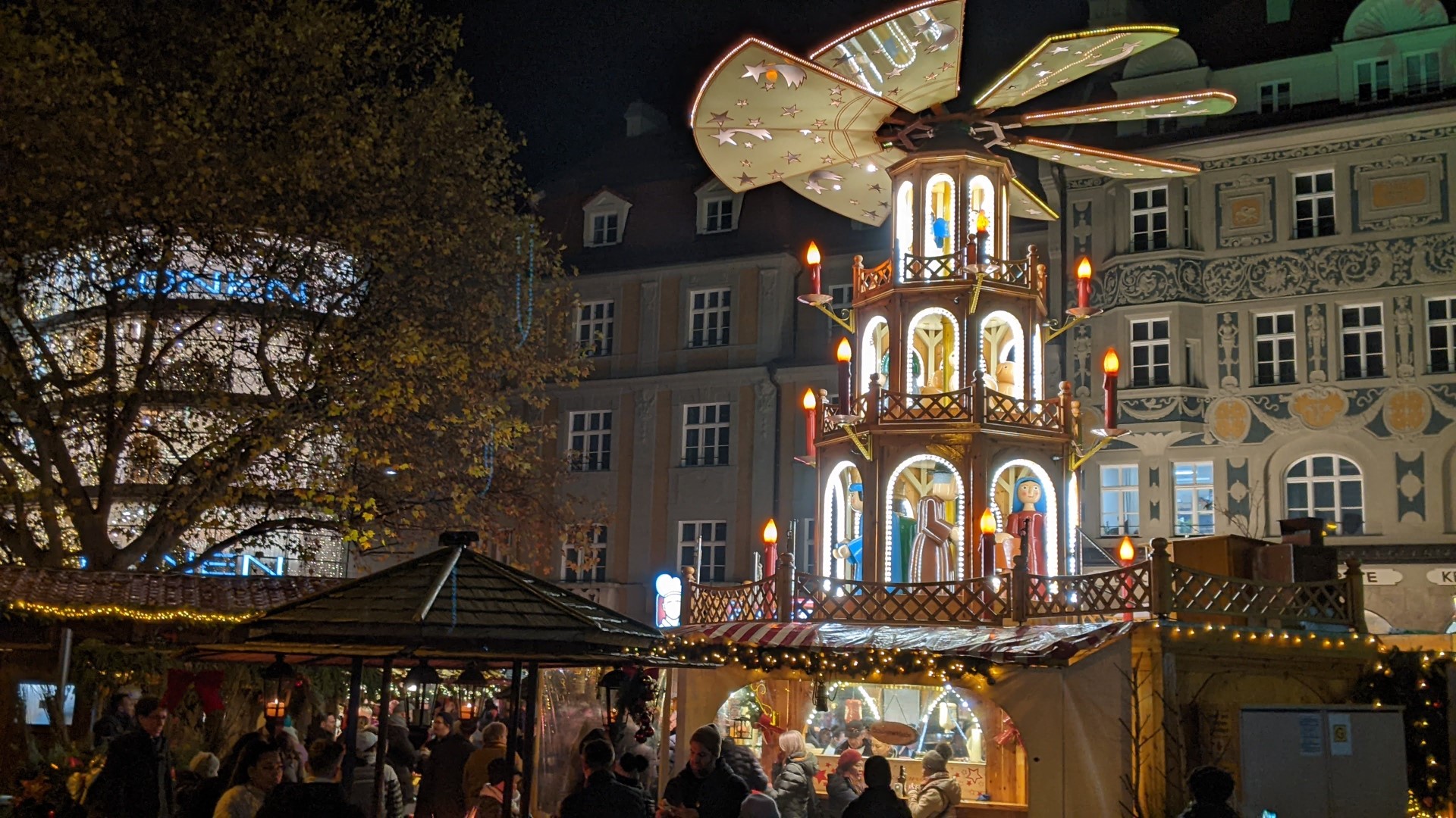 The Munich Marienplatz Christmas Market: All You Need To Know ...